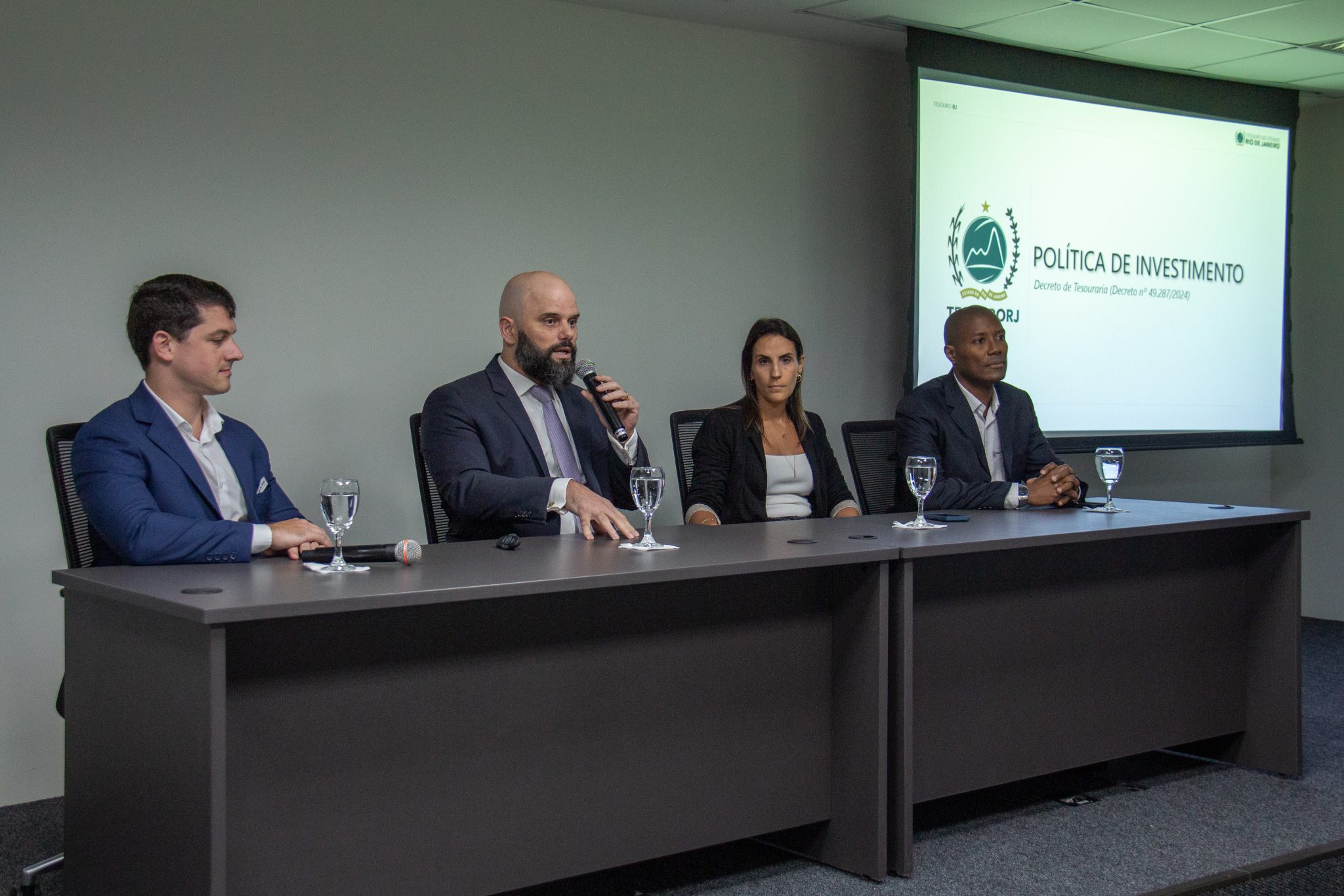 Subsecretaria do Tesouro apresenta nova Política de Investimento em ...